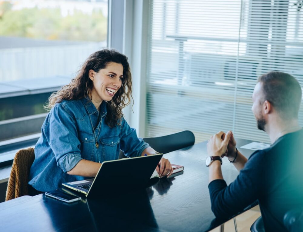 Paraverbal Communication: Definition & Examples in De-Escalation ...